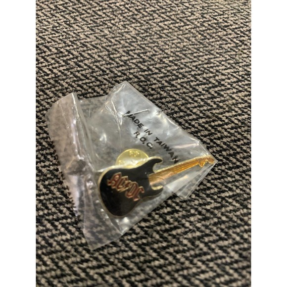 Accessories | Vtg Acdc Black Guitar Enamel Lapel Pin Rock Nos 198s ...